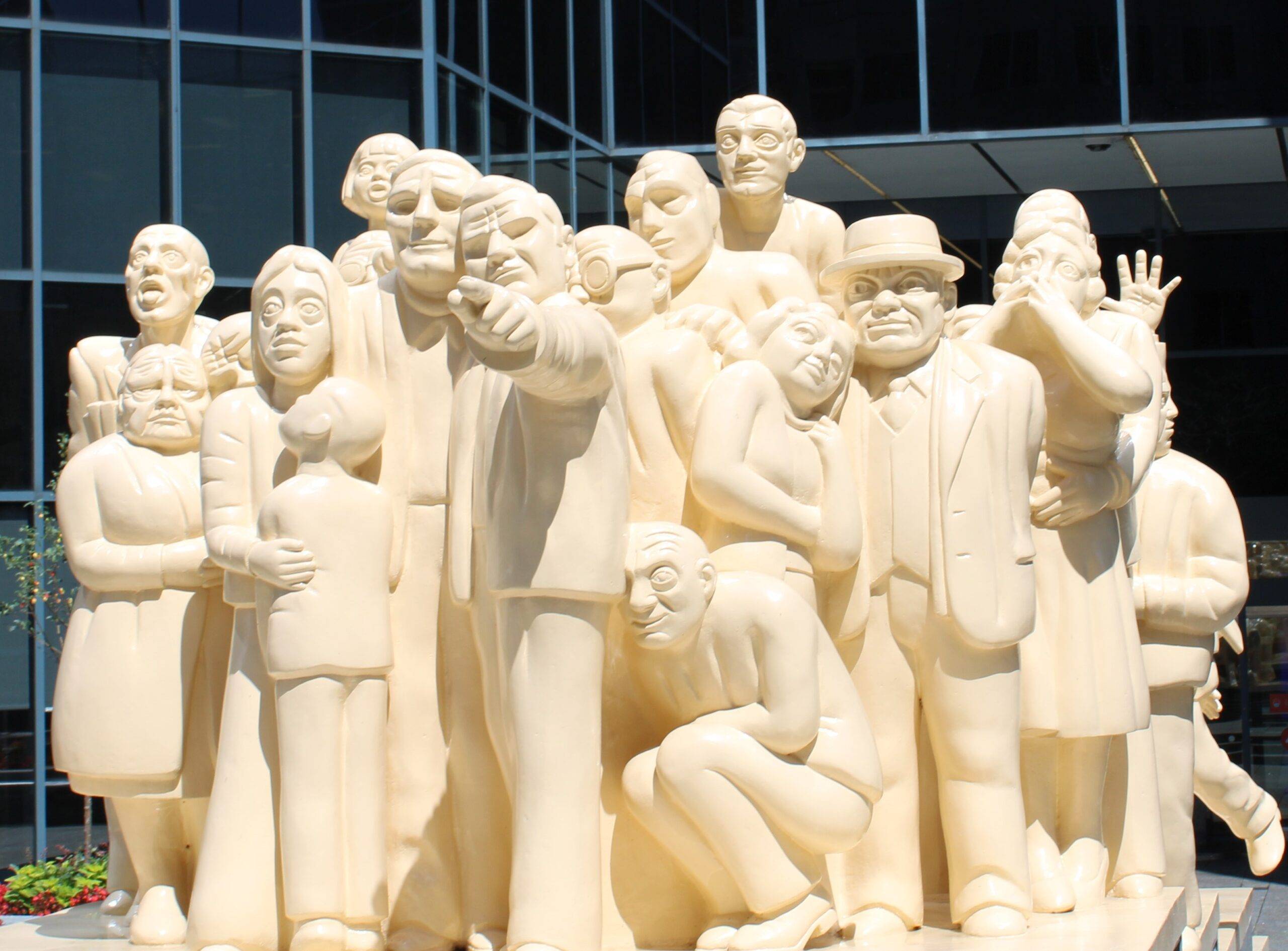 Finding Solitude in the Heart of Montreal with "The Illuminated Crowd ...