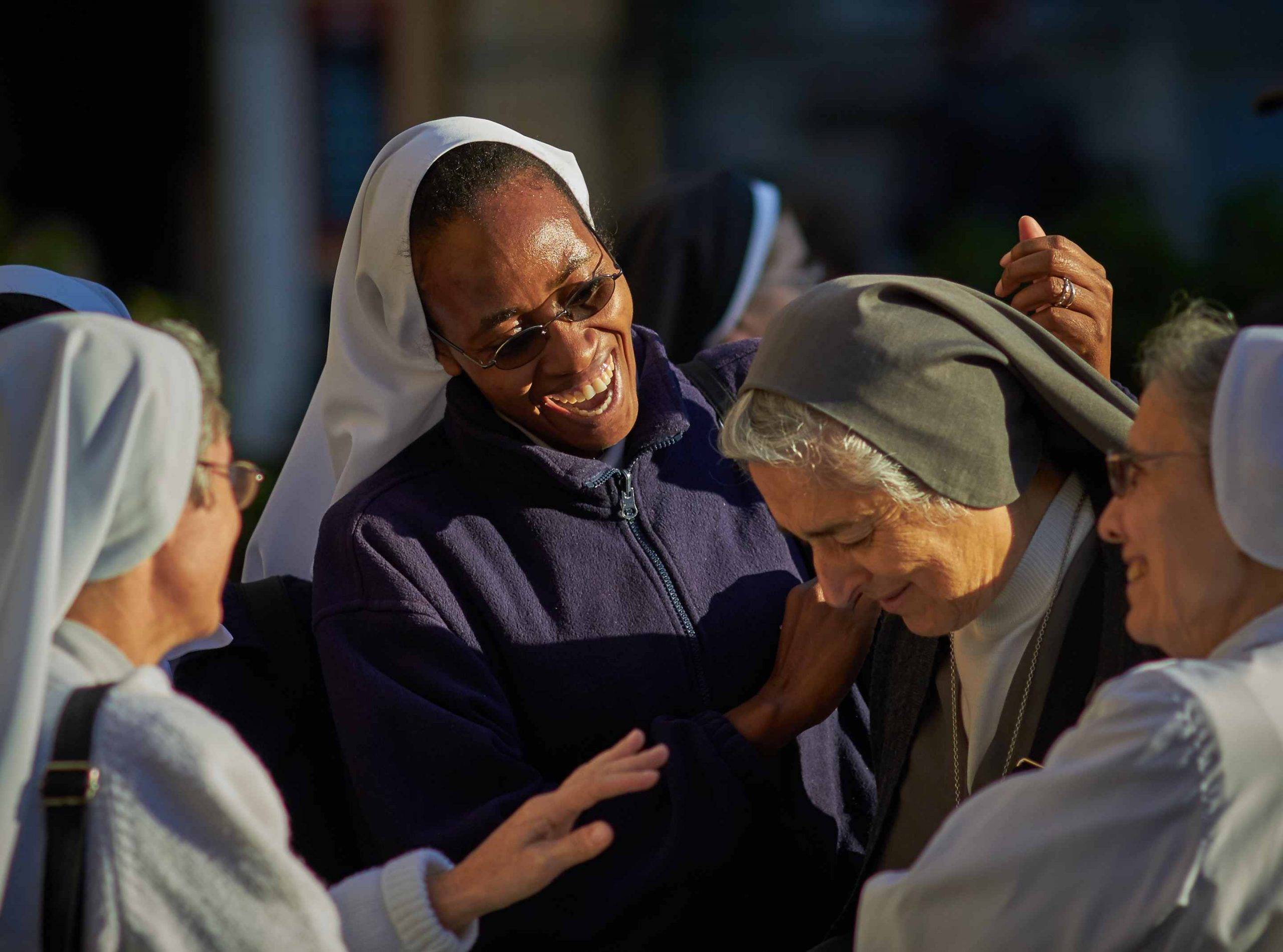 The Pope Video For religious sisters and consecrated women - OMI Lacombe